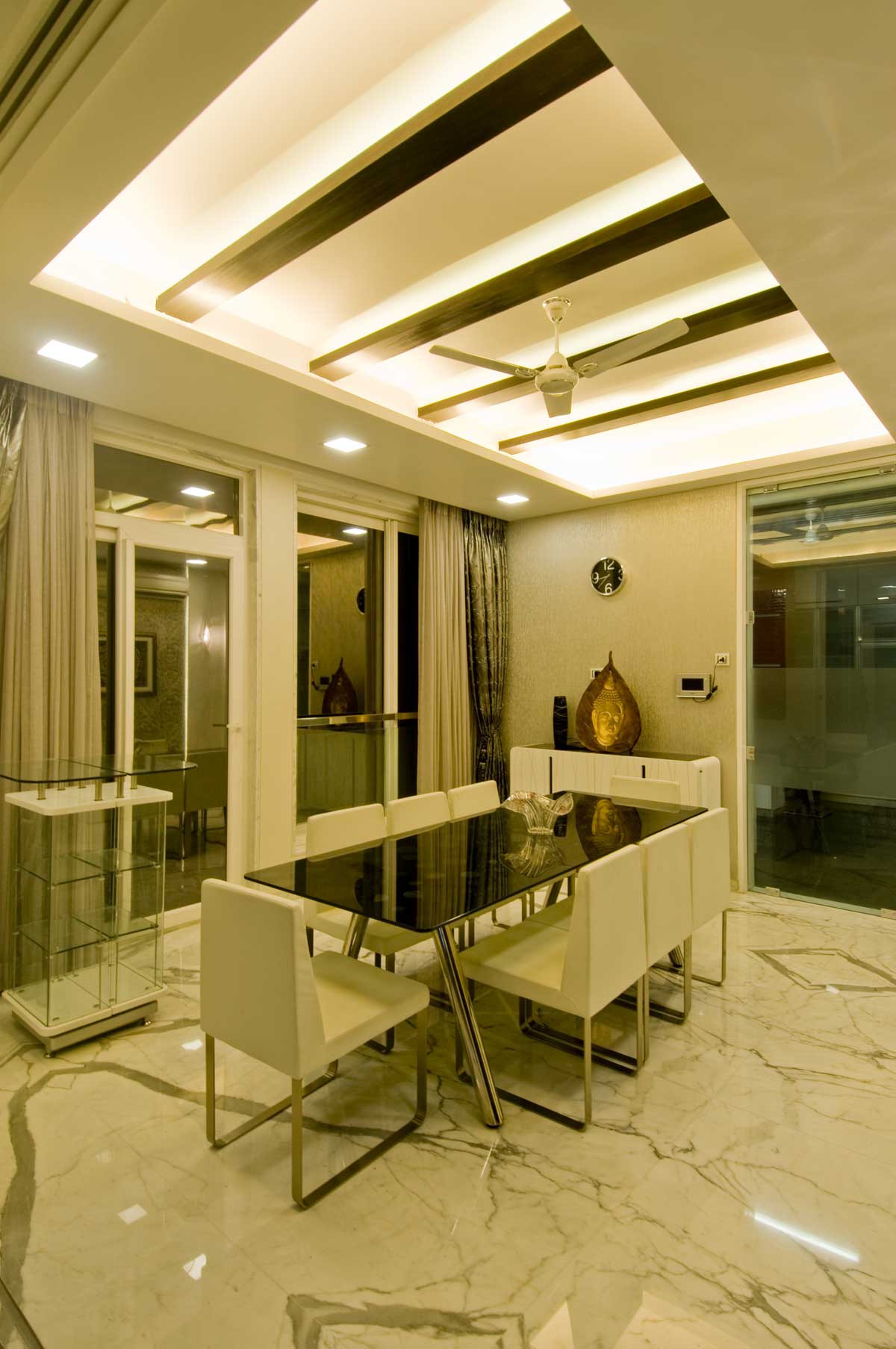 RESIDENDIAL INTERIOR